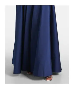 Roland Mouret Strapless Pleated Gown