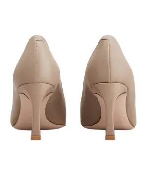 ROGER VIVIER Trompette Buckle Pumps