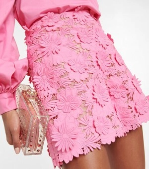 Oscar De La Renta Floral Lace Shorts