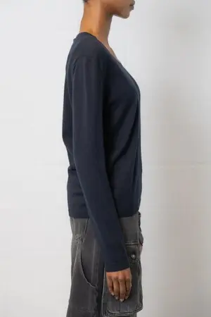 Avant Toi V-neck Long-sleeved Sweater