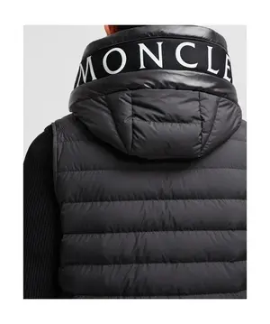 Moncler Logo Patch Zip-up Padded Vest