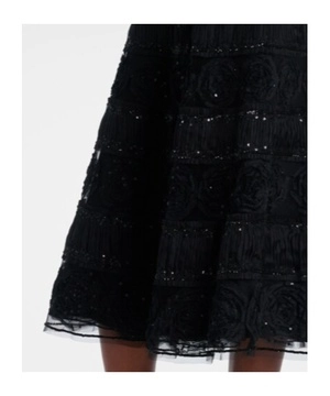 Carolina Herrera Floral-appliqué Sequined Gown
