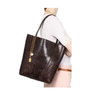 Chloé Spin Medium Tote Bag