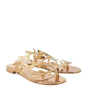 GIANVITO ROSSI Minimalist Metallic Sandals - Nude