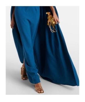 SAFIYAA LONDON Cinza Caped Crepe Gown