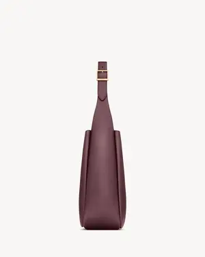 Saint Laurent Le 5 À 7 Bag In Grained Leather - Corps Red
