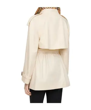 Burberry Fitzrovia Short Trench Coat