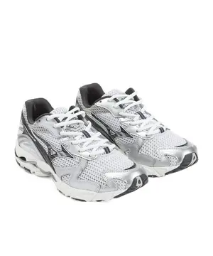 Mizuno Wave Rider 10 Sneakers