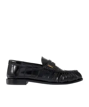 Saint Laurent Le Loafer Logo Plaque Slip-on Loafers - Black