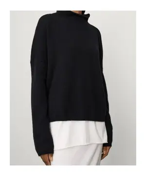 LISA YANG Turtleneck Sweater