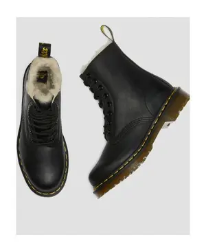 Dr. Martens Lacing Short Boots