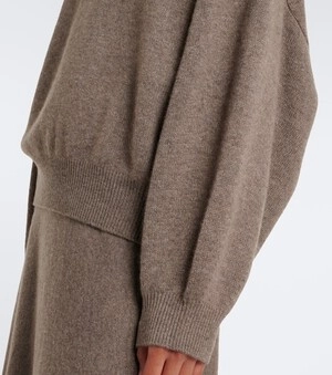 LISA YANG Doria Off-shoulder Cashmere Sweater