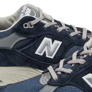 NEW BALANCE 991 Paneled Low-top Sneakers - Black