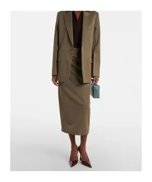 Victoria Beckham Logo-embellished Zip-fastening Shoulder Bag