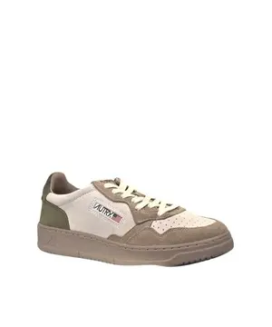 AUTRY Medalist Logo Patch Low-top Sneakers