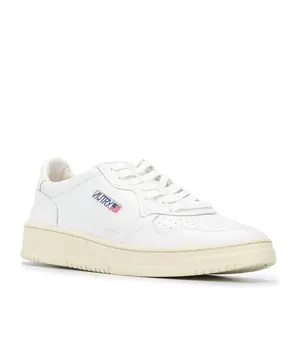 AUTRY Medalist Perforated Logo Sneakers