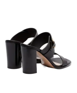 GIANVITO ROSSI Leather Mules