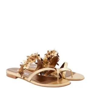 Manolo Blahnik Elegant Cross-strap Versatile Sandals - Nude