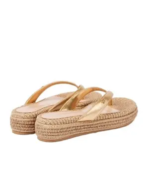 GIANVITO ROSSI Versatile Casual Flip Flops