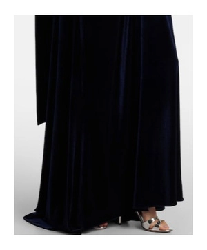 Monique Lhuillier Belted Velvet Gown