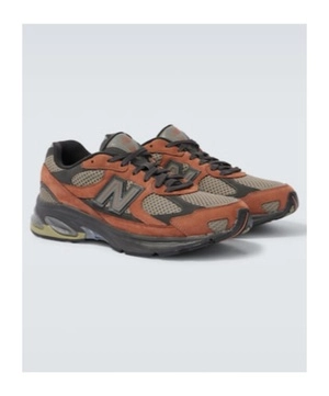 NEW BALANCE Abzorb 2010 Leather Sneakers