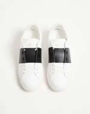 Valentino Garavani Round-toe Sneakers