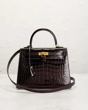 FWRD RENEW Hermes Shiny Alligator Kelly 25 Sellier Handbag