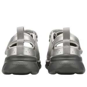 NEW BALANCE Breeze Sneakers - Metallic Silver
