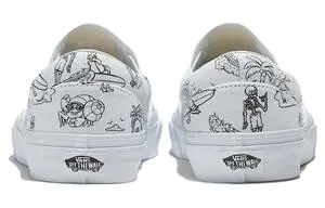VANS Classic Slip-on Sneakers With Graphic Print
