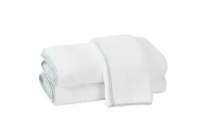 MATOUK Cairo Towel White/light