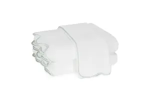MATOUK Jasper Towel Pool