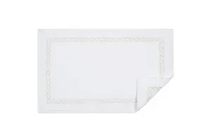 MATOUK Classic Chain Rug Ivory