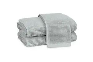 MATOUK Aman Towel Pool