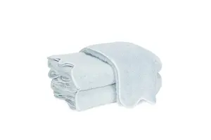 MATOUK Cairo Scallop Towel Light