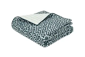 MATOUK Schumacher Gabriel Quilt - Indigo