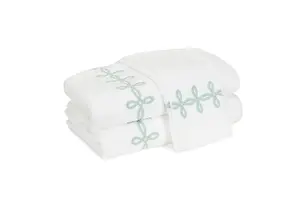 MATOUK Gordian Knot Towel Jade