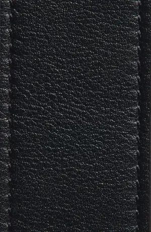 Valentino Garavani Vlogo Buckle Reversible Leather Belt