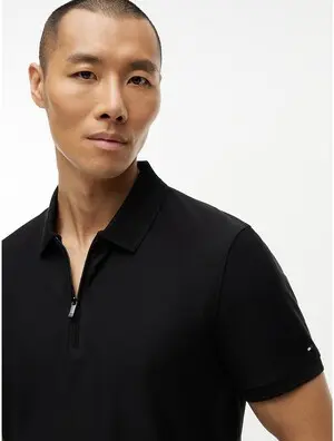 Tommy Hilfiger Regular Fit Quarter-zip Wicking Polo - Black