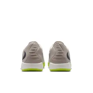 Nike Phantom Low Academy Indoor/court Soccer Shoes - Brown