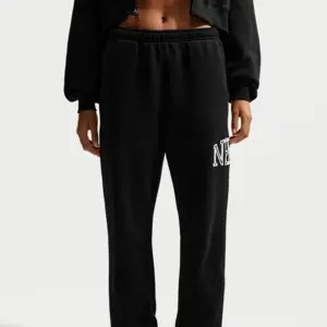 Nike Studio Fleece Medium Weight Oversized Cuffed Logo Pants