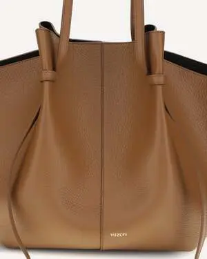 Yuzefi Large Mochi Tote Bag - Brown