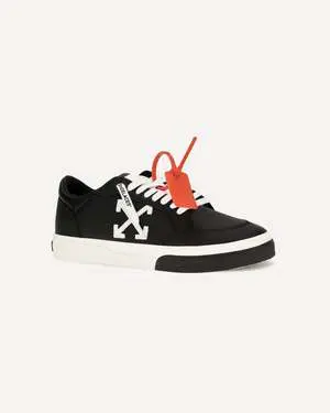 Off-White Vulcanized Low Sneakers