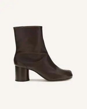 MAISON MARGIELA Tabi Ankle Boots
