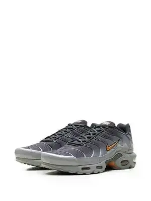 Nike Air Max Plus Sneakers
