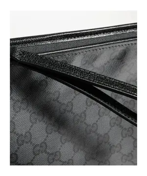 Gucci Essence Classic Medium Portfolio Case