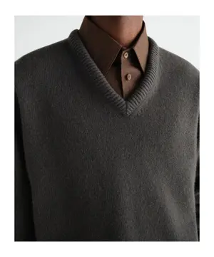 LEMAIRE V-neck Sweater In Cashmere