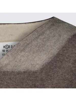 MAISON MARGIELA V-neck Sleeveless Jumper - Brown