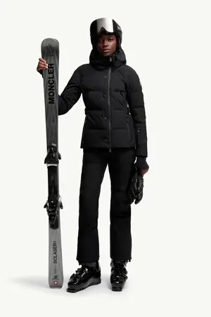 Moncler Guyane Hooded Insulated Ski Jacket - Black