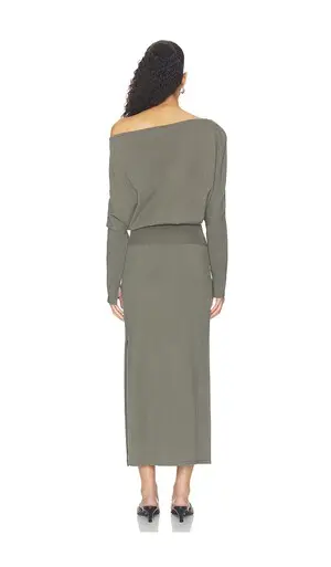 Simkhai Janese Off Shoulder Midi Dress In Army