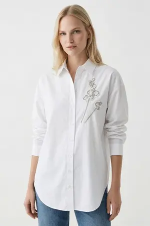 EXQUISE Bernetta Shirt Collar Long Sleeve Embroidered Shirt - White
